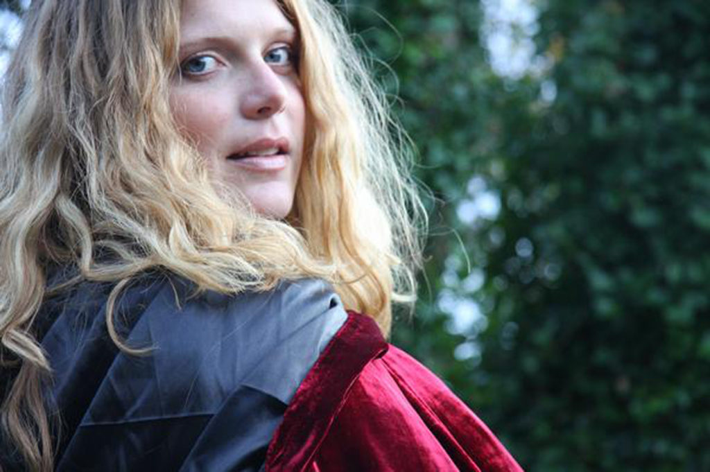 Irish heart: Celtic singer Ashley Davis returns to her Kansas roots ...